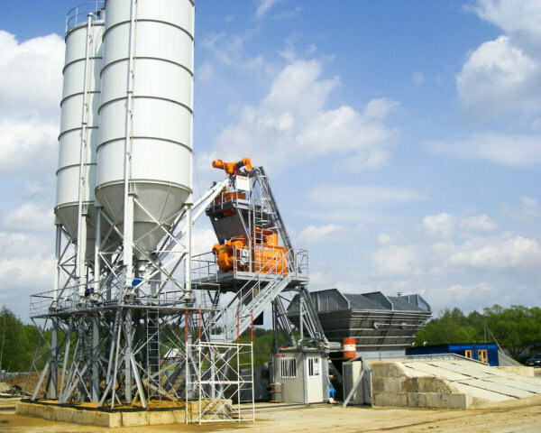 Beton ve beton ürünleri üreticileri Rastvoro-Betonny Uzel № 1, Stavropolski krayı, foto