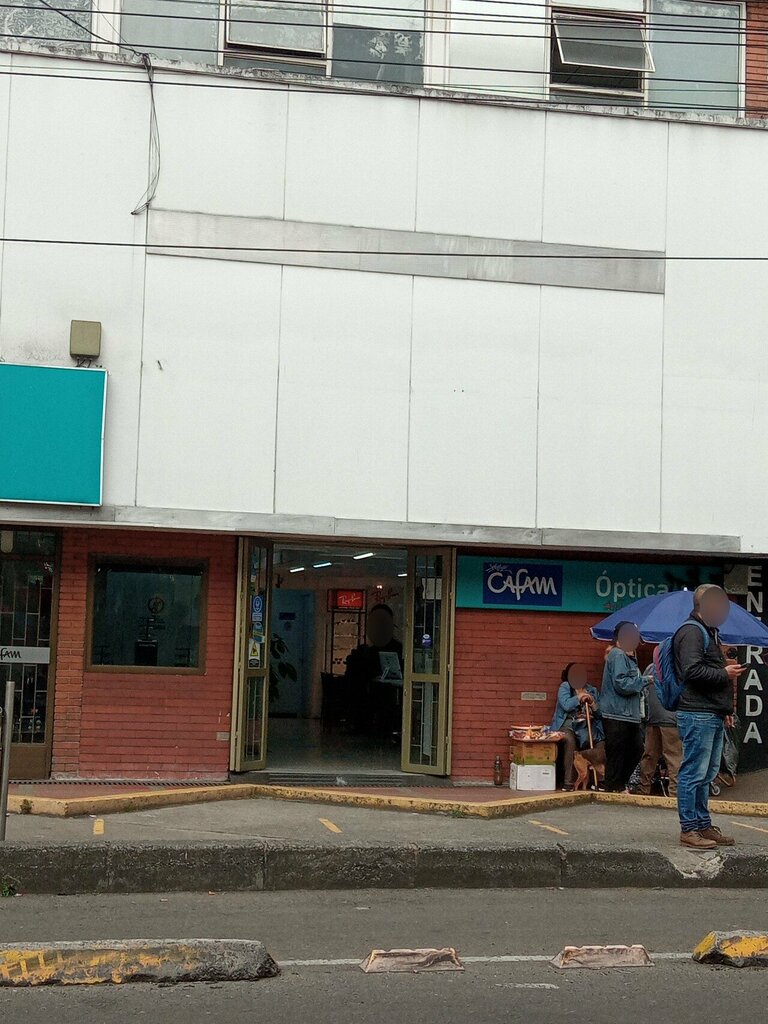 Optik Óptica Cafam, Bogota, foto