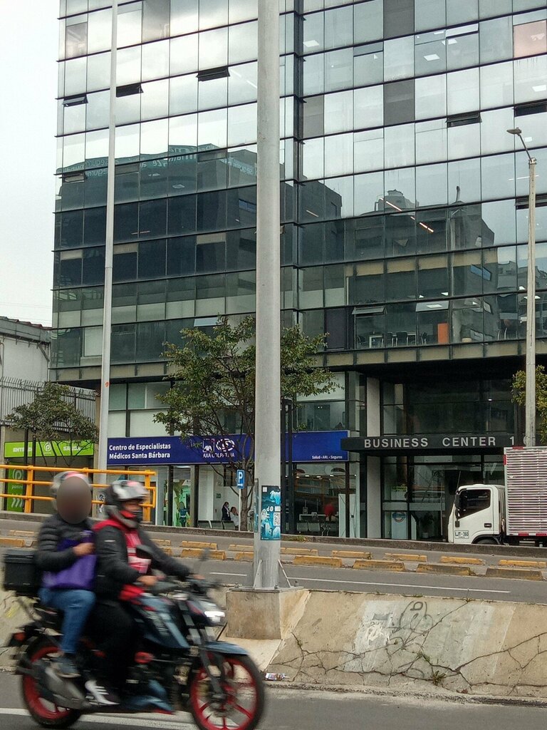 Özel muayenehaneler Specialist Medical Center Axa Colpatria, Bogota, foto