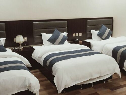 ГОСТИНИЦА BATANG DAPENG HOTEL, Сычуань, Китай от 1644 ₽ — Яндекс ...