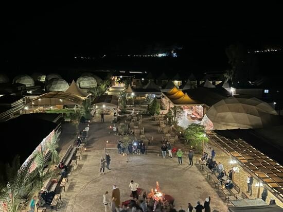 Kamp alanları Hasan Zawaideh Camp, Dünya, foto