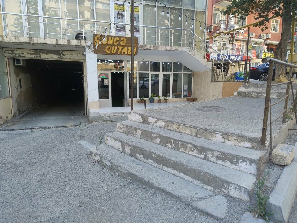 Kafe Gəncə Qutab Evi, Bakü, foto