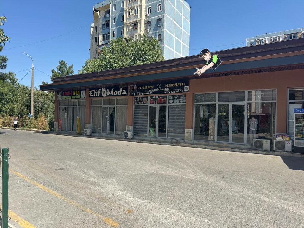 Tek kullanımlık mutfak gereçleri Hasan Hamro, Taşkent, foto