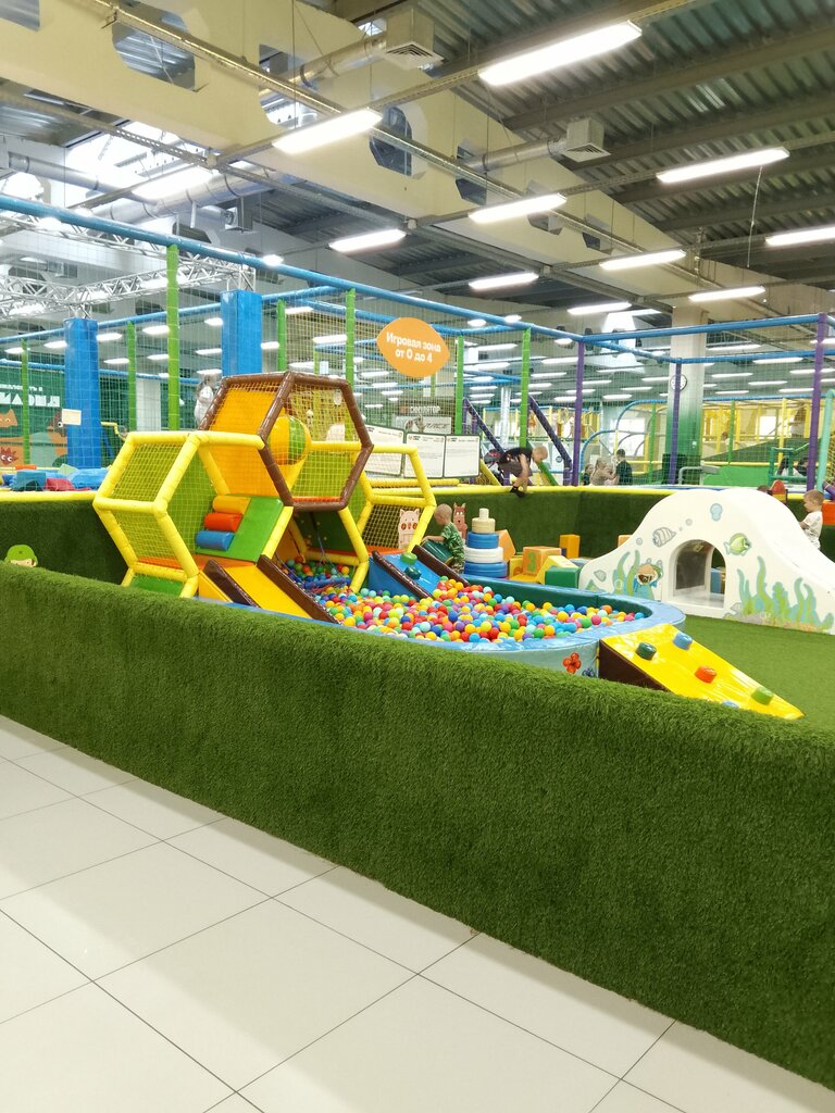 Eğlence merkezleri Максилэнд, Ulyanovsk, foto