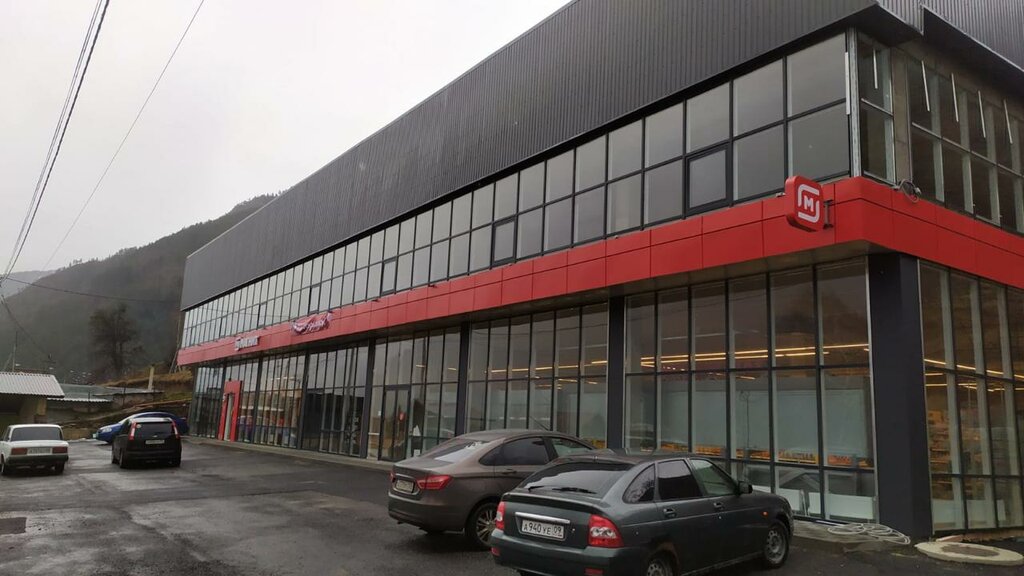Alışveriş merkezleri АТМосфера, Teberda, foto