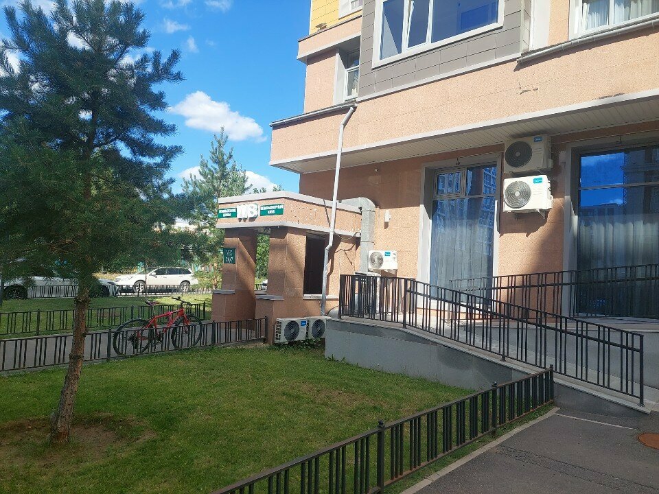Bilgisayar kulübü Wb, Astana, foto