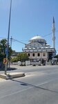 Hekimbaşi Merkez Câmii (İstanbul, Ümraniye, Hekimbaşı Mah., Şehit Sinan Tunç Cad., 4), cami  İstanbul'dan