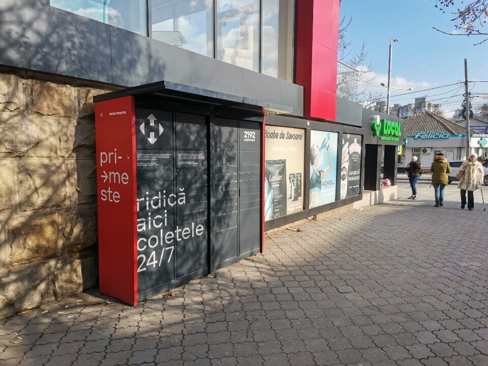 Parsel otomatı Nova Poshta, Kişinev, foto