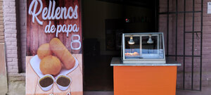 Rellenos calamar (Department of Cochabamba, Provincia de Cercado, Cochabamba, Avenida Circunvalación Beijing), restoran  Cochabamba'dan