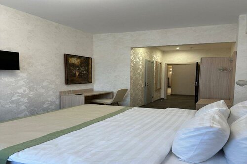 Otel Сурожский, İstra, foto