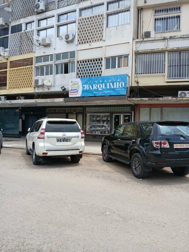 Kitap mağazaları Livraria Barquinho Alvalade, Loanda, foto