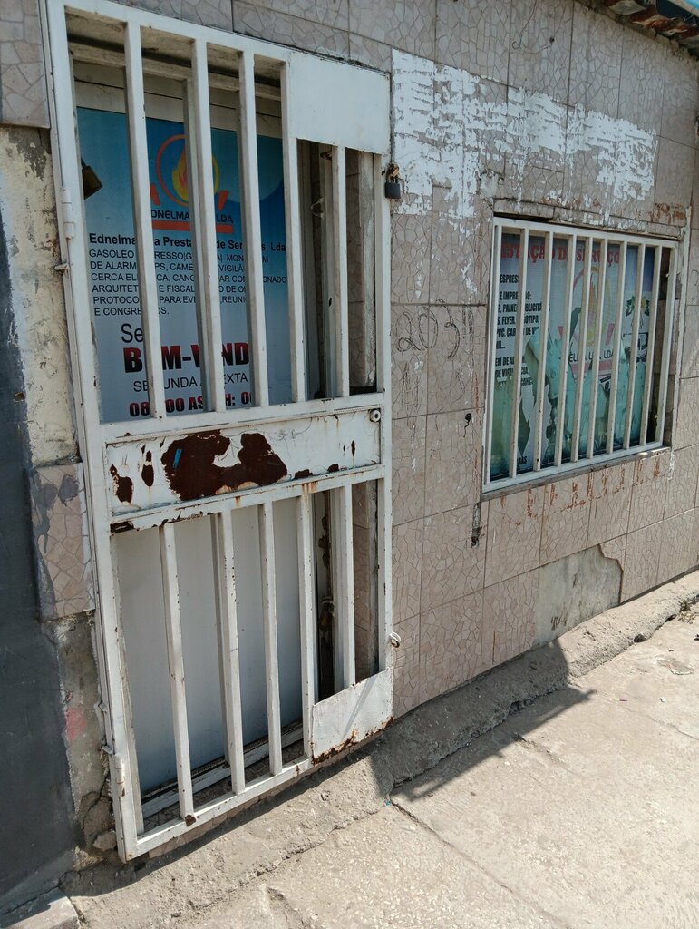 Baskı hizmetleri Gráfica, Loanda, foto