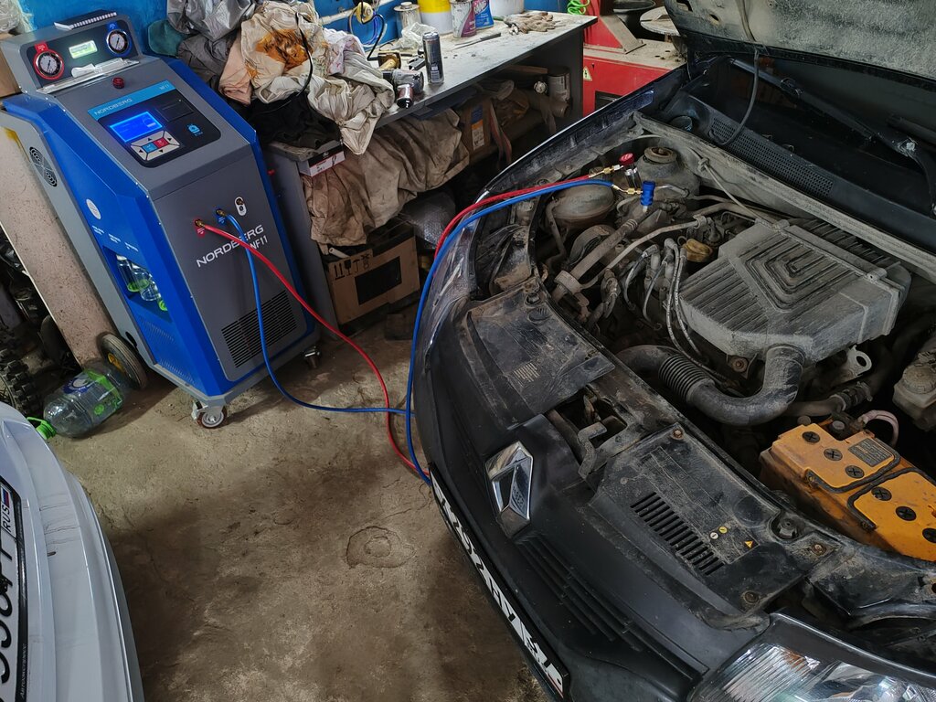 Otomobil servisi Автосервис, Viçuga, foto