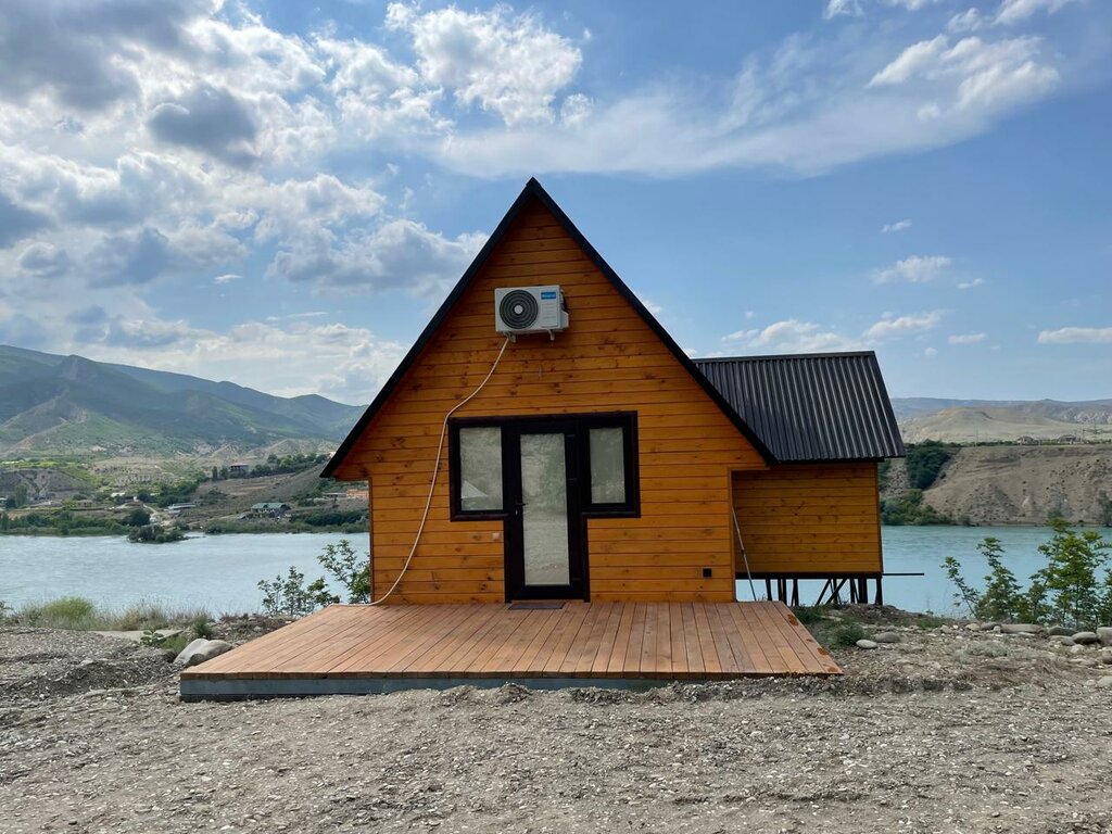 Konuk evi Домик у реки, Dağıstan, foto
