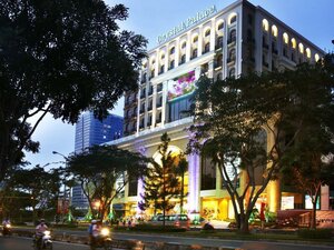 MerPerle Crystal Palace Hotel (Ho Chi Minh City, District 7, Nguyen Luong Bang, 13), otel  Ho Chi Minh'den