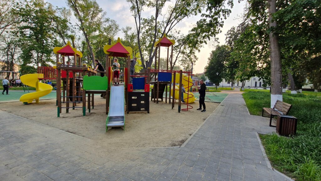 Oyun alanı Playground, Krasnodarski krayı, foto