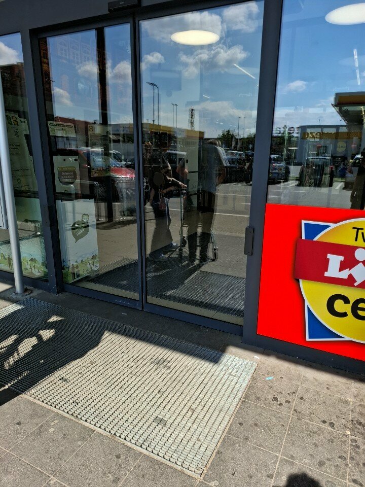 Süpermarket Lidl, Novi Sad, foto