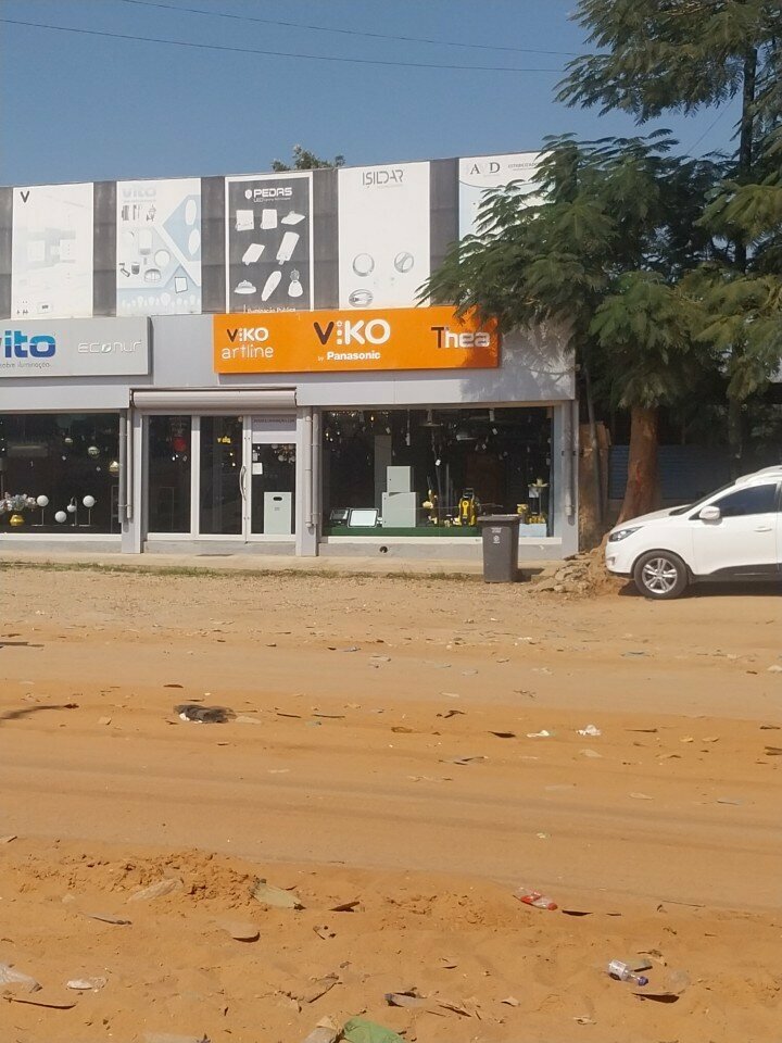 Lamba ve avize mağazaları Viko, Loanda, foto