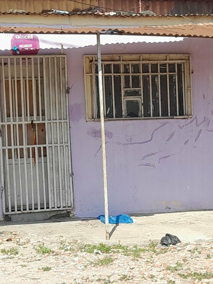 Mini-market Cantina, Loanda, foto