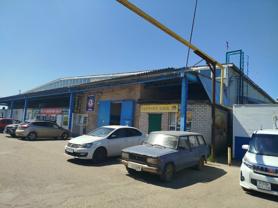 Ekmek fırını Горячий хлеб, Naberejniye Çelny (Yar Çallı), foto