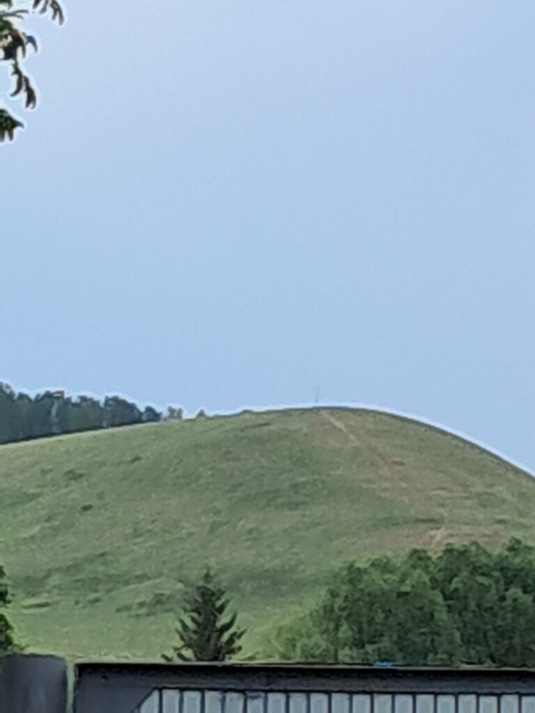 Dağ zirvesi Гора Кызыл Кашлак, Başkurdistan, foto