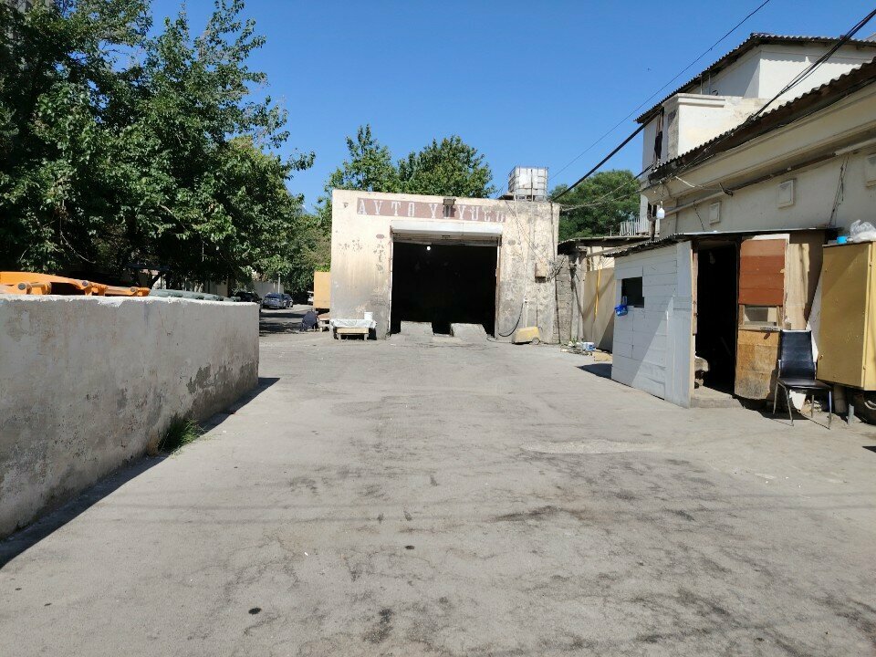 Oto yıkama Avto yuyucu, Bakü, foto