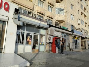 Dönər Evi (Tbilisi Avenue No:106C), fast food  Bakü'den