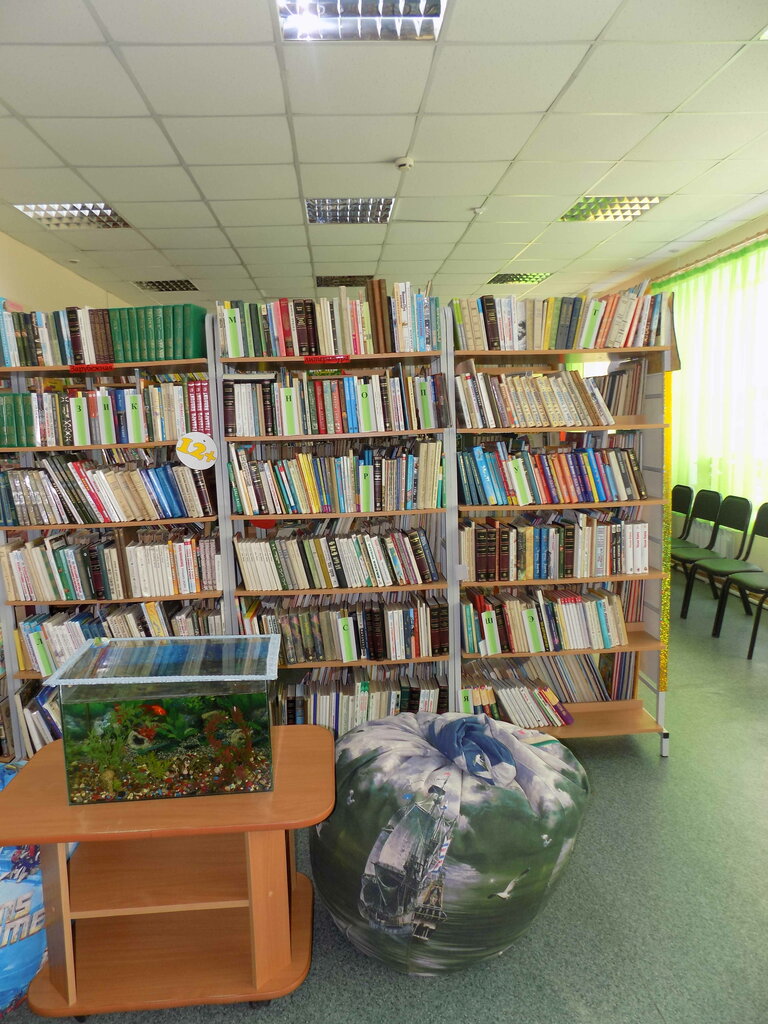Kütüphaneler Mau Tsentralizovannaya bibliotechnaya sistema Vagayskogo rayona, Tümen (Tiumenskaya) oblastı, foto