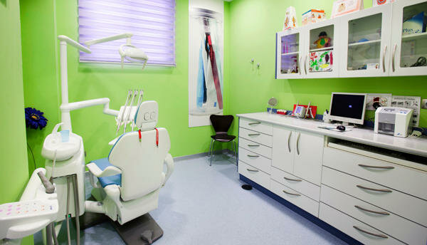 Özel ağız ve diş sağlığı klinikleri ve muayenehaneleri Clinica Dental Proa, Valladolid, foto
