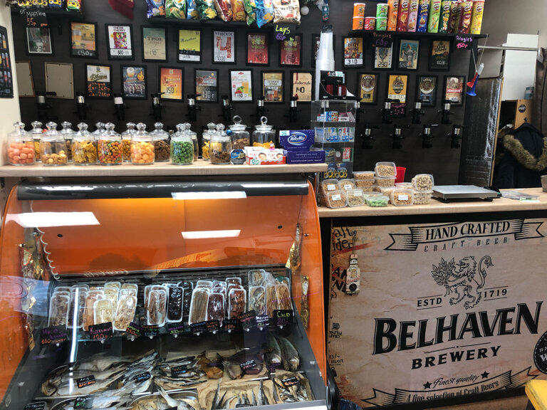 Bira dükkanı Биртайм, Balaşiha, foto