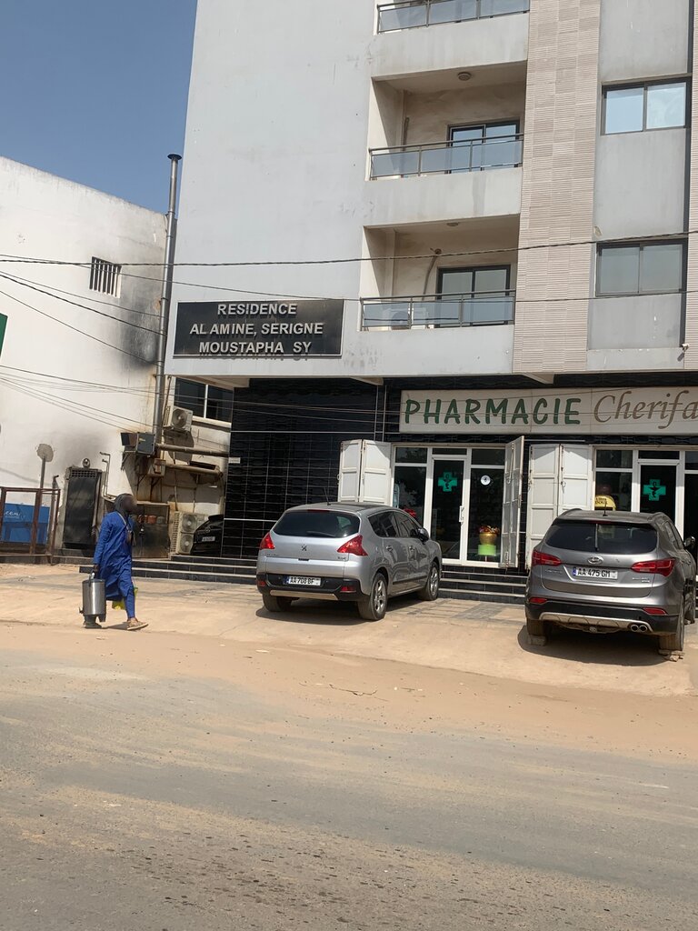 Eczaneler Cherifatou, Dakar, foto