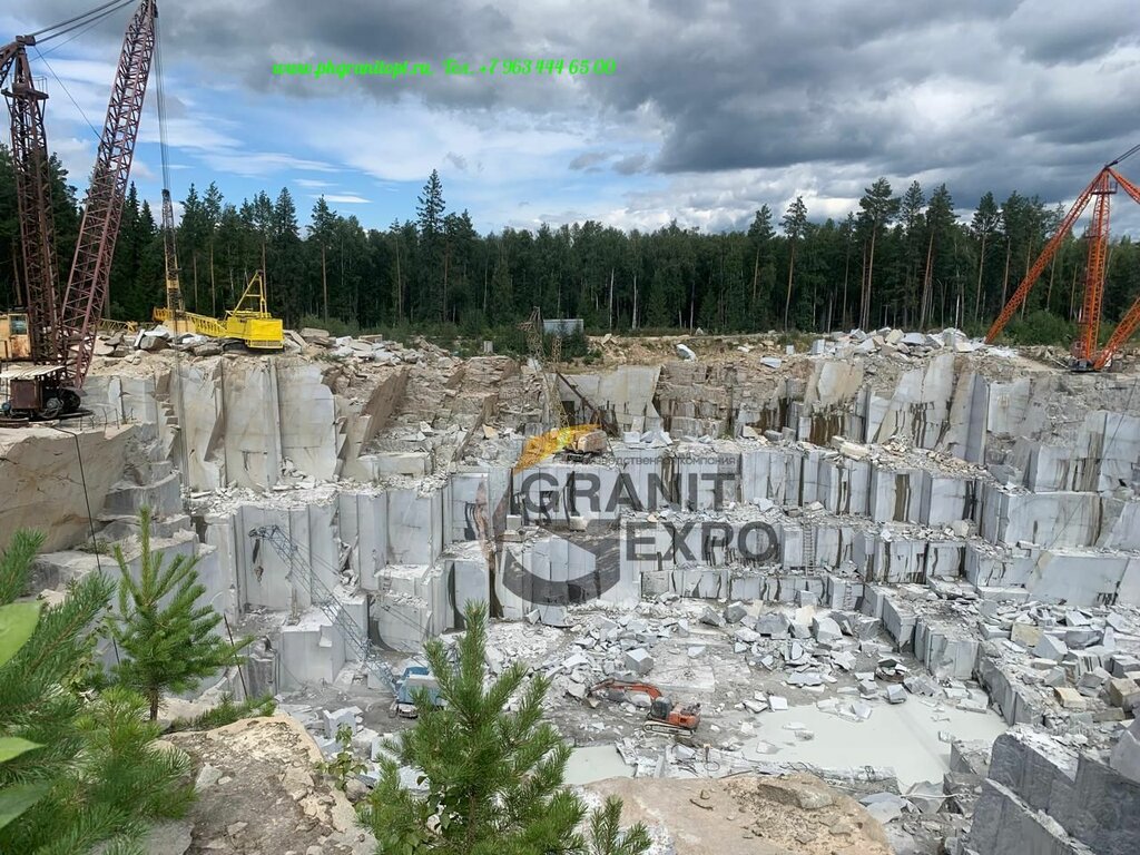 Taş ürünler ve yapılar Pk Granit-EXPO, Yekaterinburg, foto