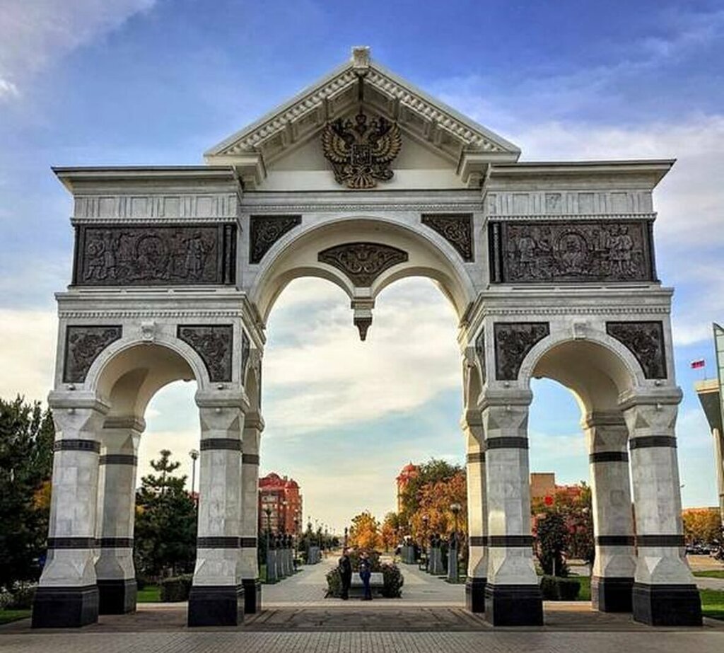 Taş ürünler ve yapılar Астра-Камень, Astrahan, foto