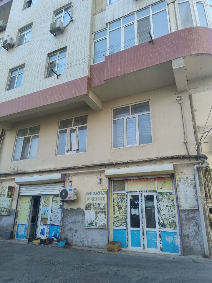 Market Qardaşlar, Bakü, foto