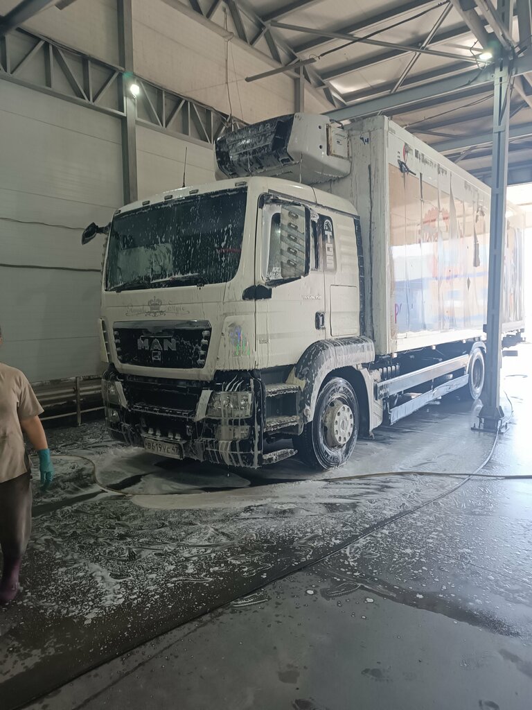 Oto yıkama Clean Trucks, Çeliabinskaya oblastı, foto