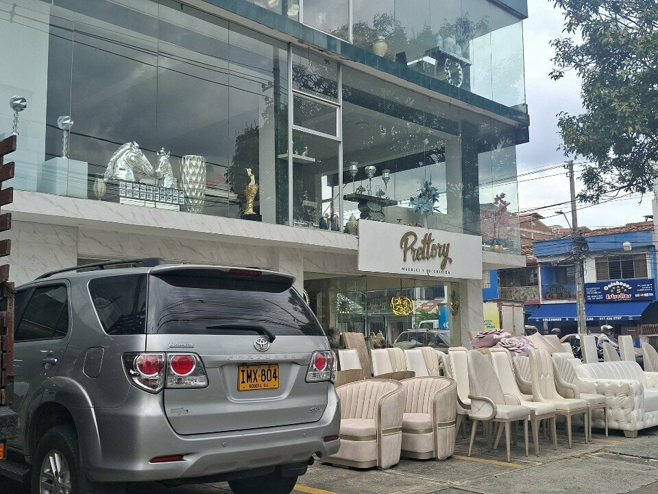 Mobilya mağazaları Prettoy, Cali, foto