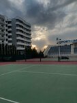 Tennis Court Bukhara (Bukhara), tenis kulüpleri ve kortları  Buhara'dan