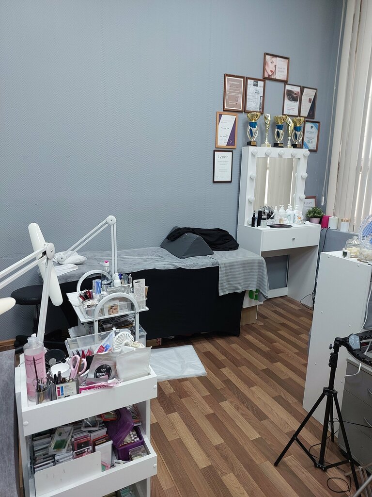 Kaş ve kirpik salonu Lastochka Lashes, Moskova, foto
