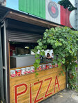 Pizza (Шоссейная улица No:20Д, село Солнечногорское), pizzacılar  Kırım Cumhuriyeti'nden