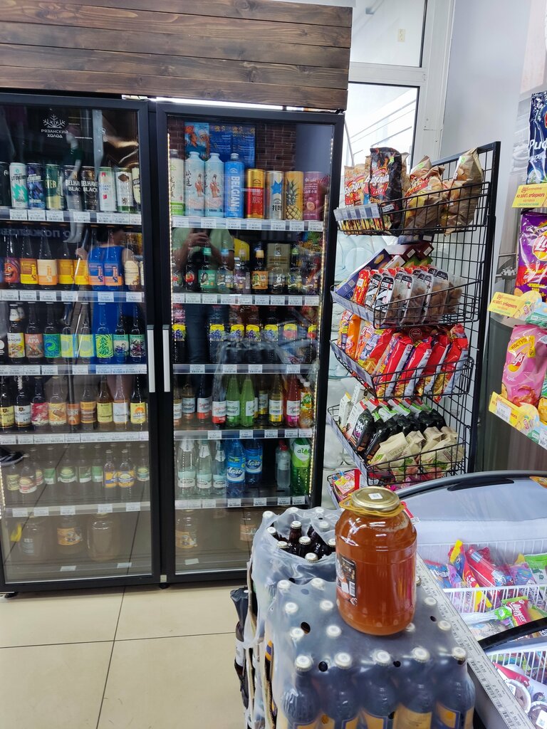 Bira dükkanı Домна, Novokuznetsk, foto