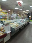 Молочный отдел (ulitsa Zhukovskogo No:32, mikrorayon Raduga), süt ürünleri satış mağazaları  Omsk'tan