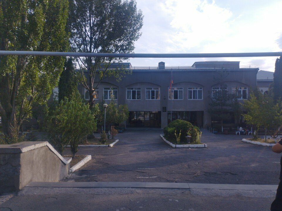Ortaokul Vanadzor basic School № 30 named after Paruyr Sevak, Vanadzor, foto