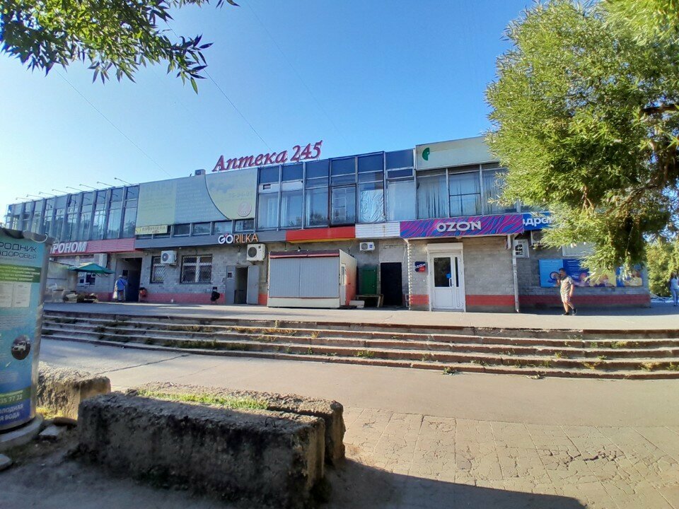 Giyim mağazası Одежда, Tolyatti (Togliatti), foto