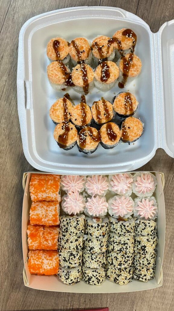 Suşi restoranı Sushi Gallery, Murino, foto