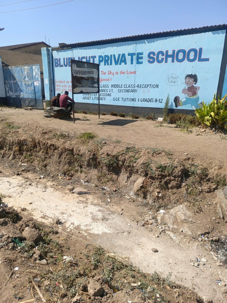 Özel okul Bluelight Private School, Lusaka, foto