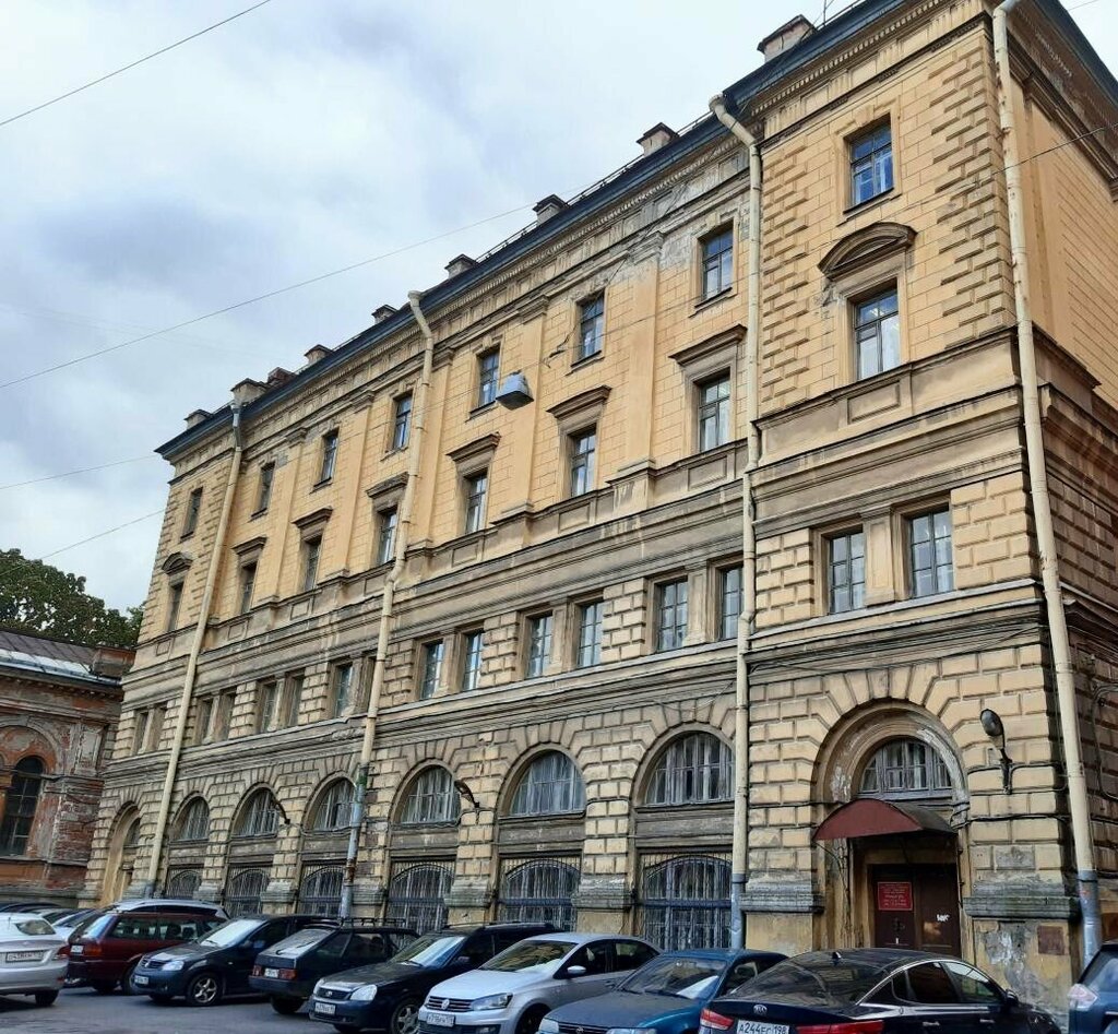 Turistik yerler Служебный флигель дворца великого князя Алексея Александровича, Saint‑Petersburg, foto