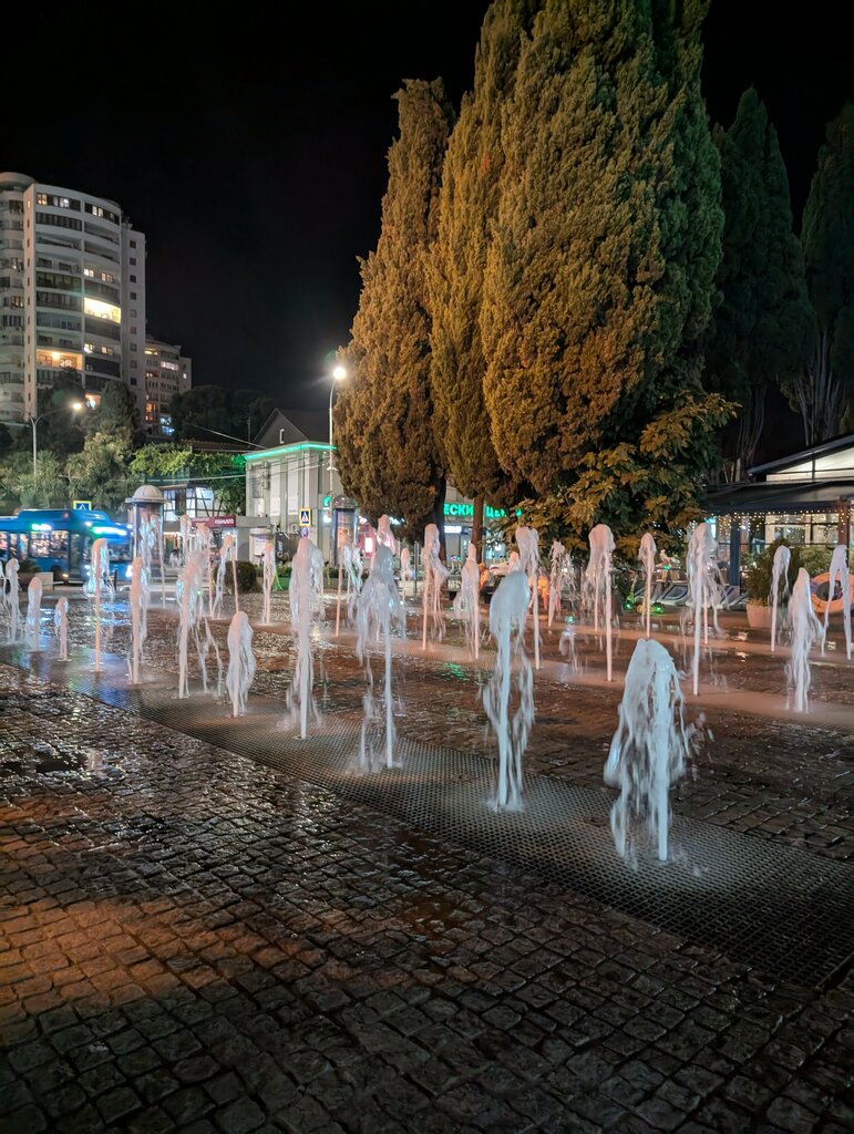 Çeşme Fountain, Soçi, foto
