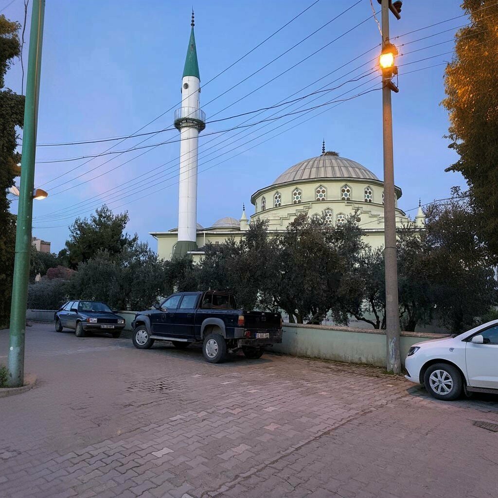 Cami Karşıyaka Cami, Gönen, foto