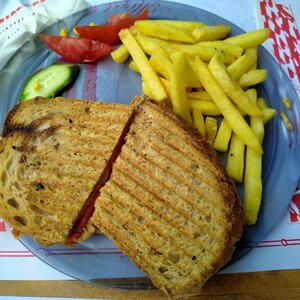 Simit Sarayı (Kırıkkale, Kırıkkale Merkez, Zafer Cad., 52), ekmek fırını  Kırıkkale'den