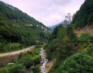 Çaykara Şelalesi (Trabzon, Çaykara, Şahinkaya Mah.), şelale  Çaykara'dan